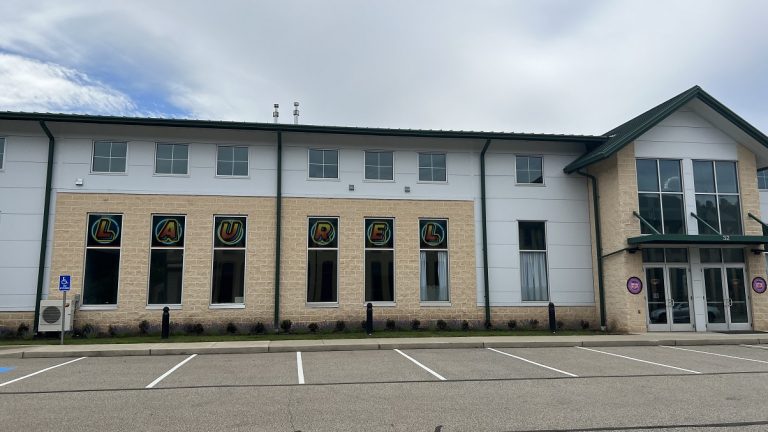 Snapshot of Laurel Print & Graphics: The Region’s Leader in Large ...